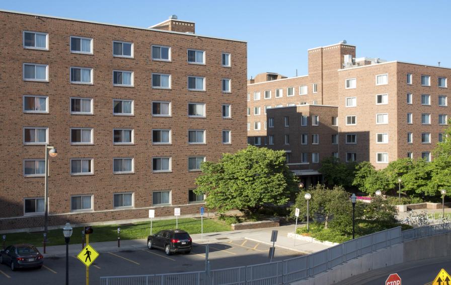 UMN Housing Reviews | Compare Dorms & Apartments | Gopher Housing